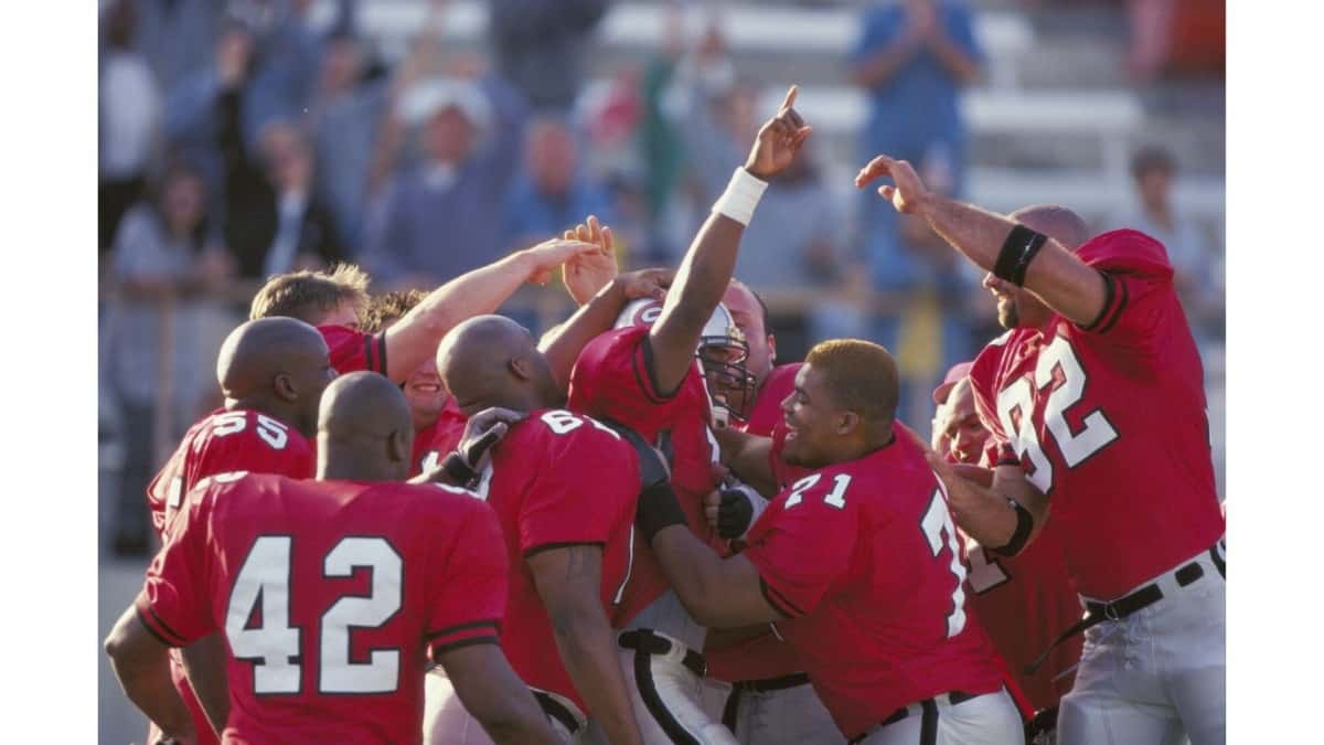 Soccer Vs Football: 12 Significant Differences – Your Soccer Home